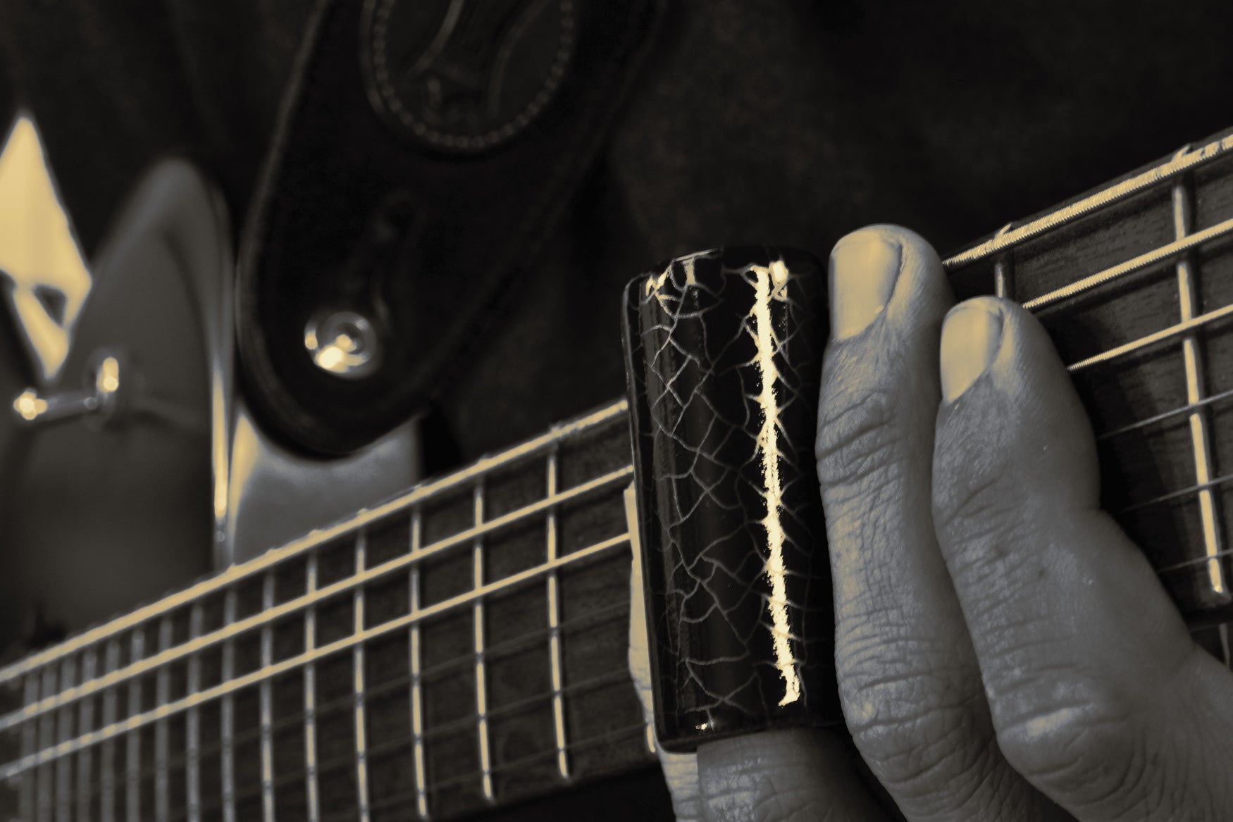 Handcrafted Ceramic Guitar Slides | Premium Tone & Unique Glaze – Star ...
